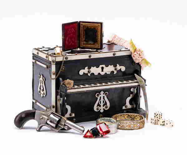 EBONIZED PIANO FORM BOX WITH PROPS & MINI REVOLVER - Oct 24, 2021 ...