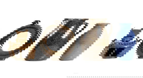 Four Pieces Of Chinese Porcelain Auction