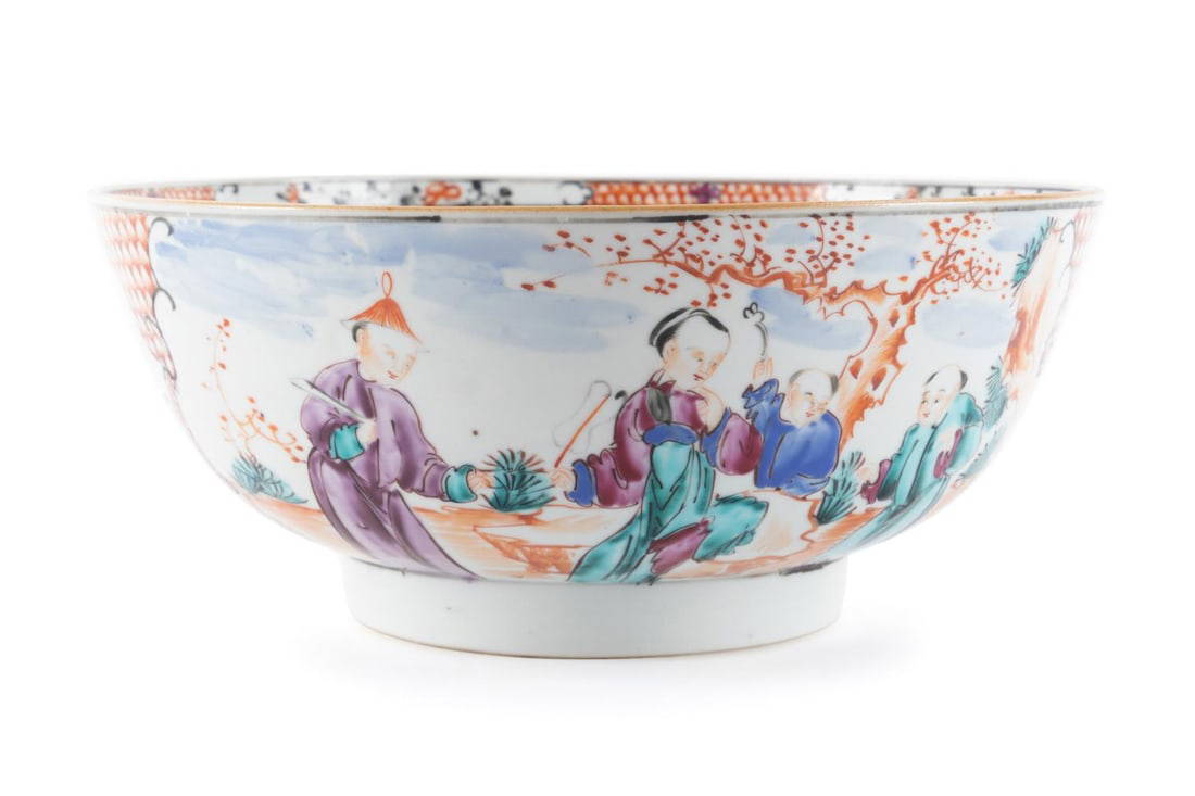 Chinese Export Rose Mandarin Centerpiece Bowl Auction