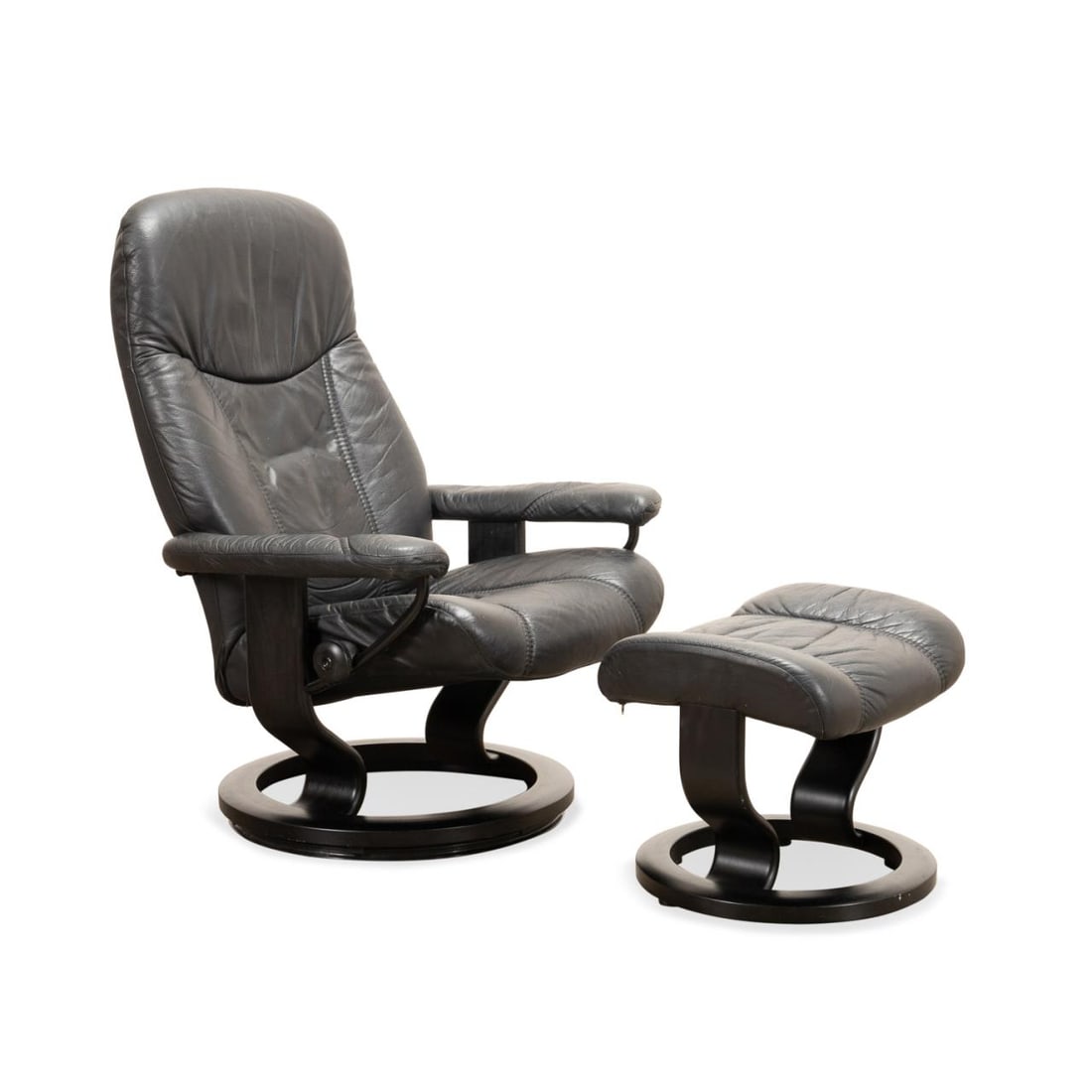 Ekornes Stressless Leather Recliner & Ottoman Auction