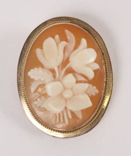 14k Yellow Gold Floral Cameo Brooch