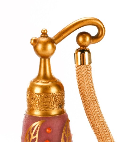 1927 DeVilbiss 4 Piece Deluxe Vanity Set #6001