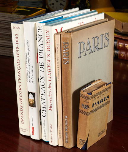Books: (7) Vols Paris, Chateaux, Decor