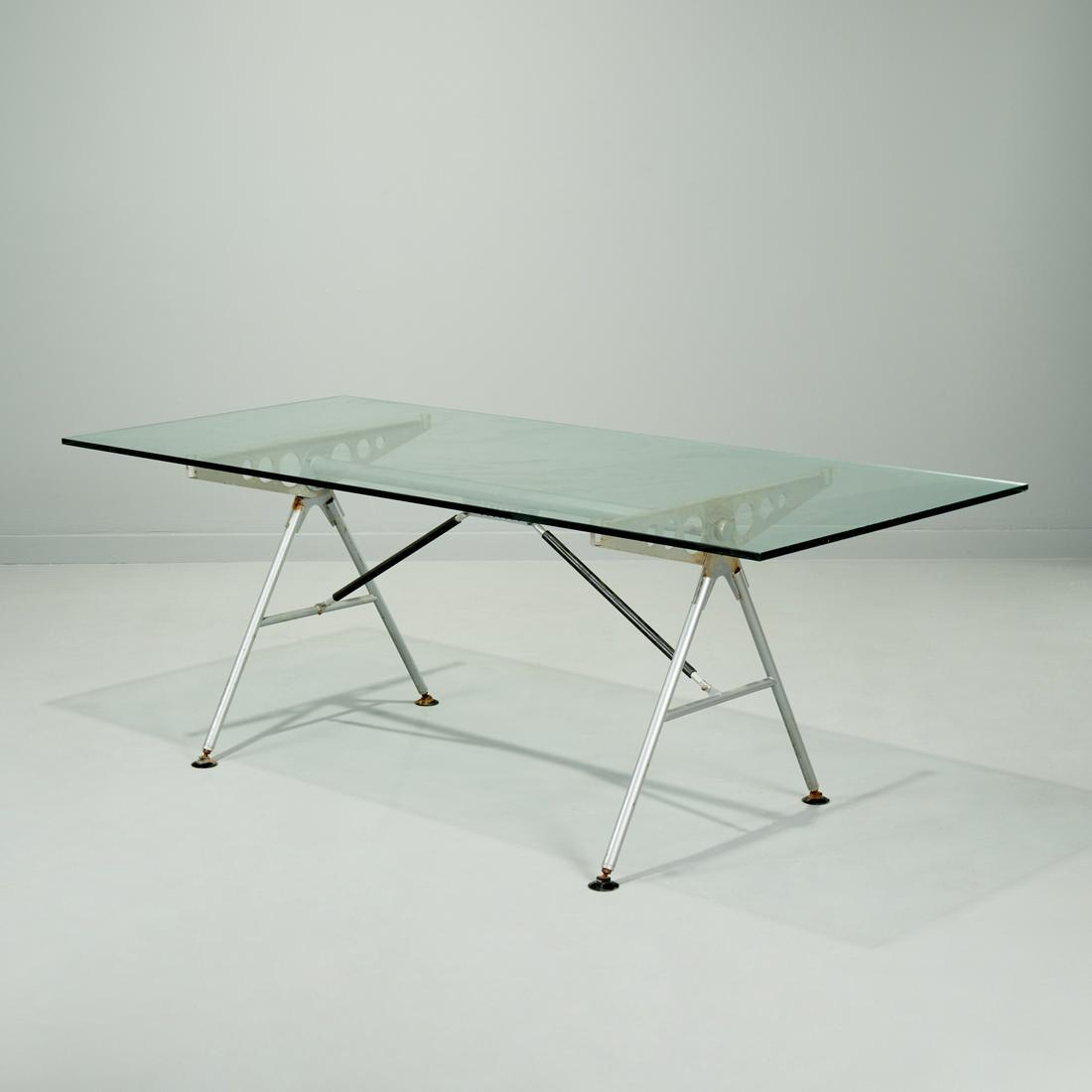 Norman Foster (style), Techno Desk