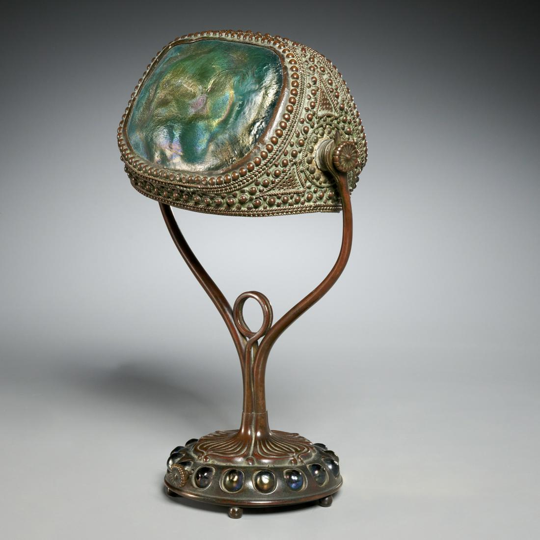 Tiffany Studios, Turtleback desk lamp, no. D801 - Nov 17, 2022 | Millea ...