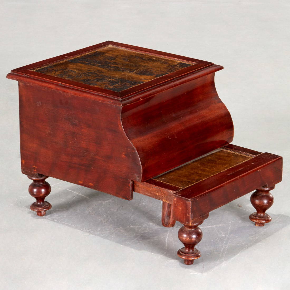 Victorian Mahogany Bed Steps With Chamber Pot Auction