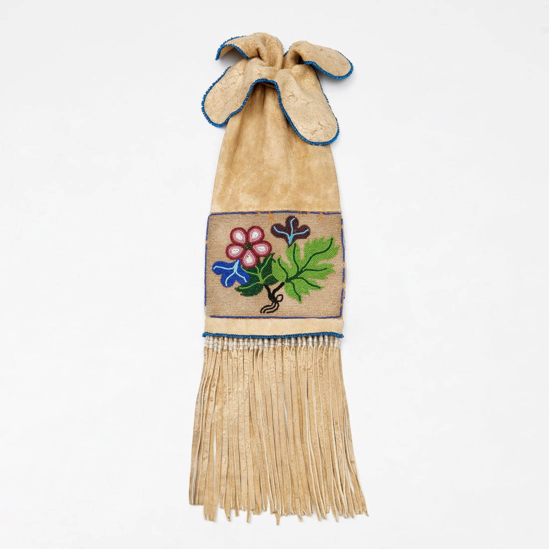 Plateau Native American Beaded Pipe Bag Auction
