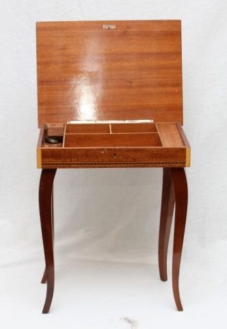 ITALIAN WOODEN INLAY REUGE MUSIC BOX TABLE : Lot 316