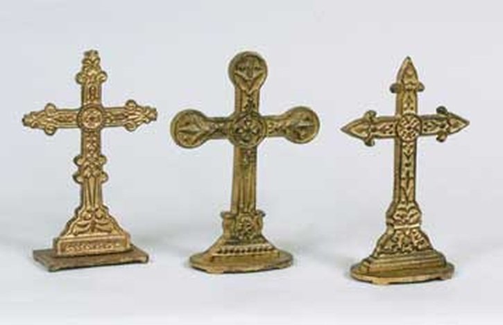 Set Of 3 Cast Iron Crosses