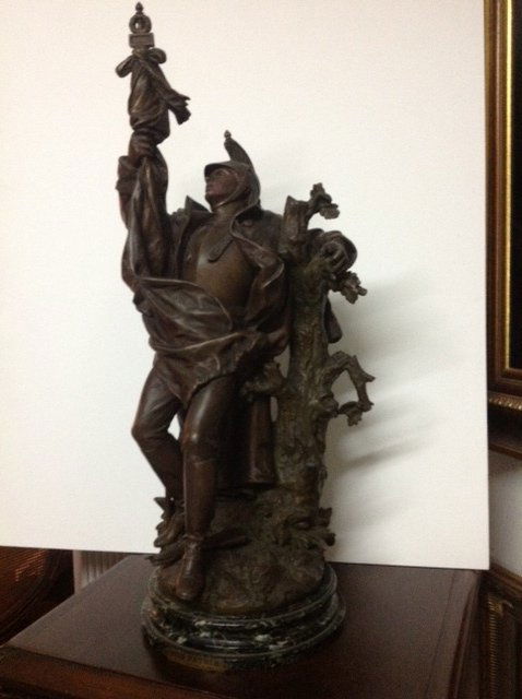 Hip Moreau Pro Patria Statue - Jun 04, 2013 | Golden Idol Auctions in FL