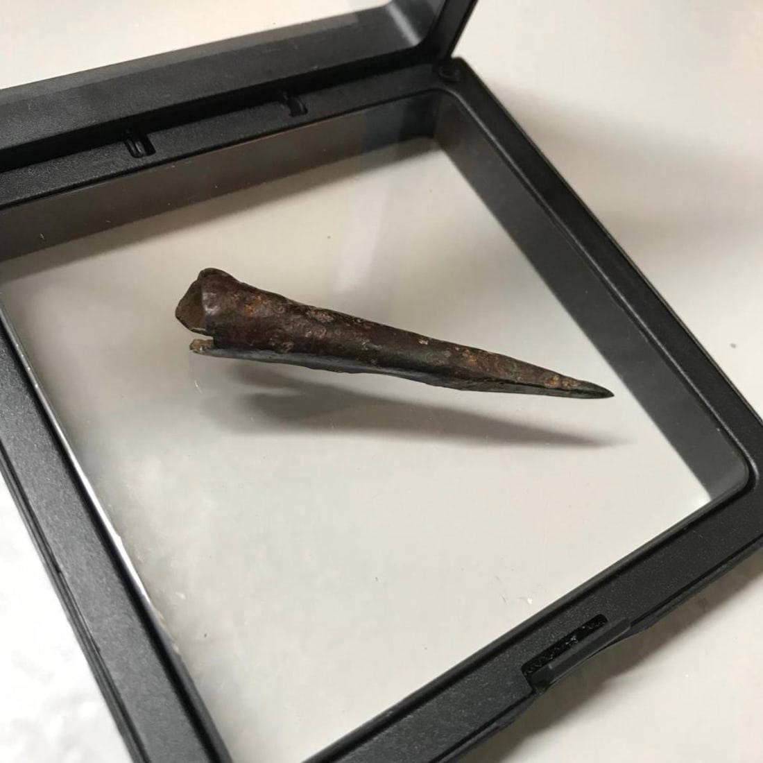 Ancient Arrow, Spearhead Point Artifact Auction