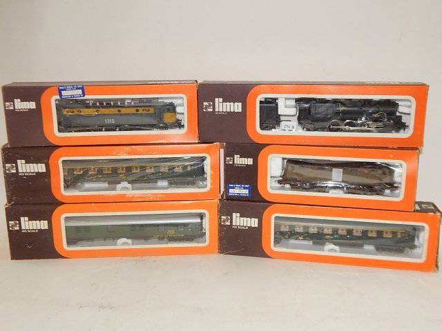 6 Lima Ho Scale Train Cars