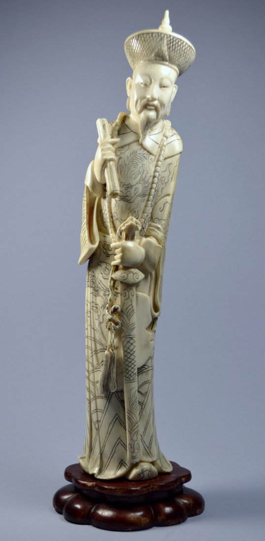A LARGE CHINESE CARVED IVORY STATUE OF A DEITY - Apr 12, 2015 | Charmey ...