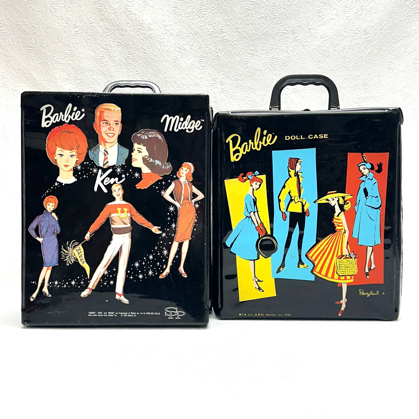 Two Vintage Barbie Doll Cases Auction