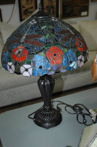Thomas Pacconi Tiffany Style Stained Glass Lamp