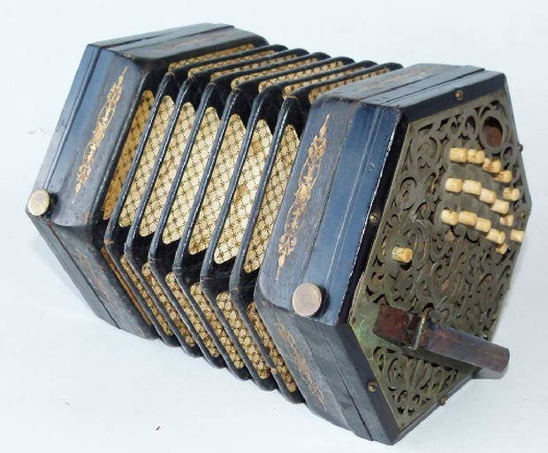 Early German Concertina/accordion 19th C.