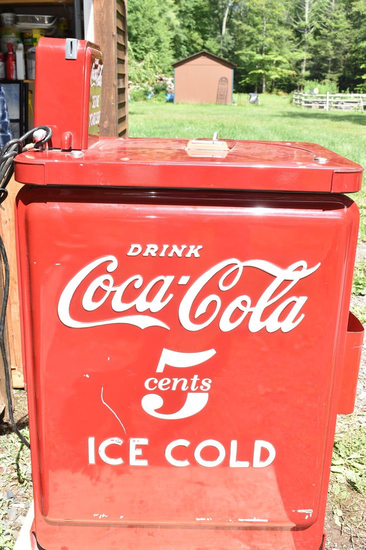 Coca-cola 5 Cent Spin Top Soda Bottle Machine C 1930/40 Auction