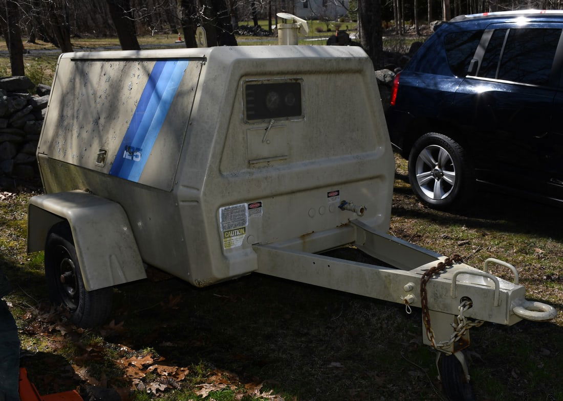 Ingersoll-rand Tow Behind Air Compressor Auction