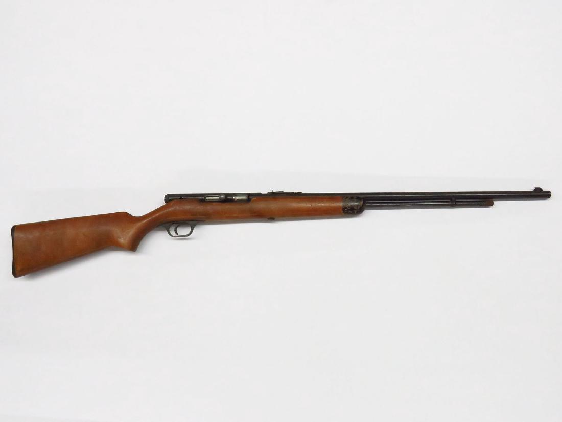 STEVENS 22 CAL. MOD 87D SEMI-AUTOMATIC RIFLE C. 1970