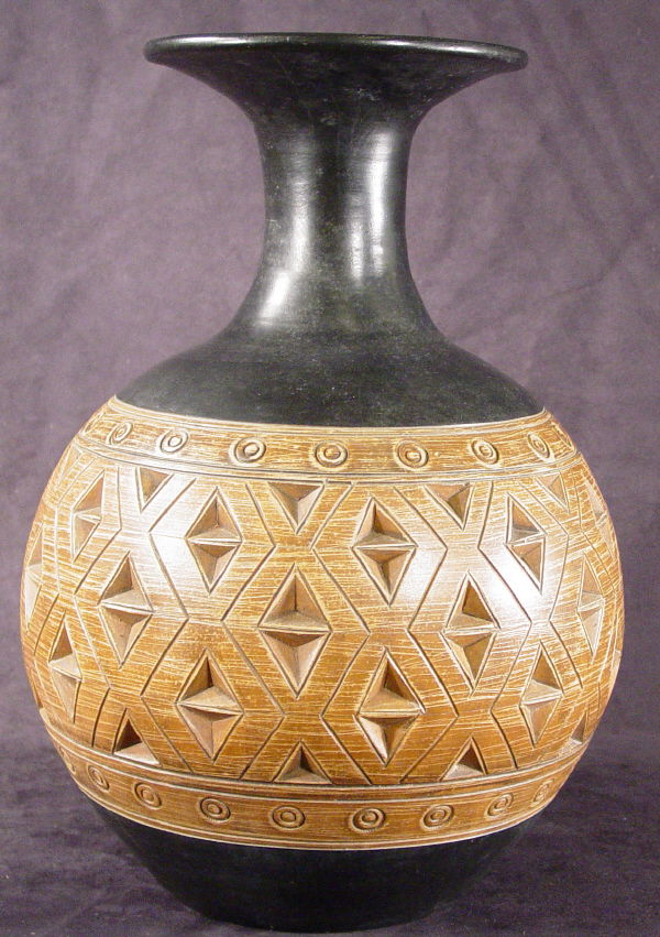 1452: Indonesian Pottery Vase