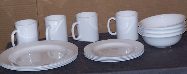 255: Correll Wear Type Dishes