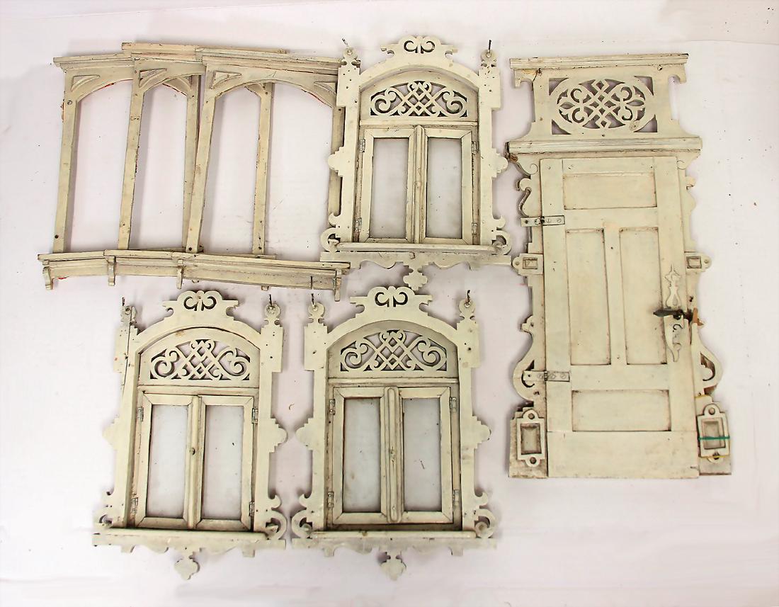 windows parapet, 3 pieces, with windows, 1 door, top