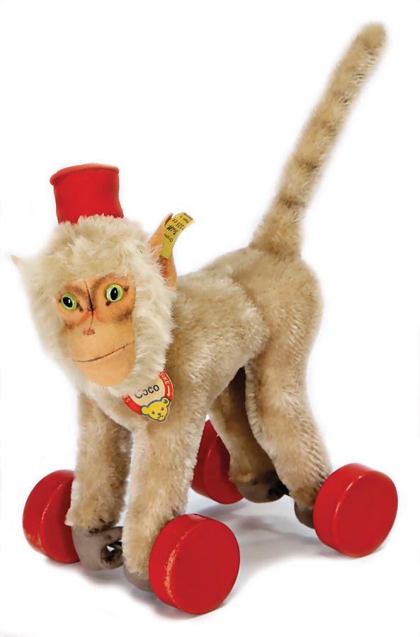 STEIFF Coco, on wheels, 1954-57, with button, sign and - Sep 28, 2019 ...