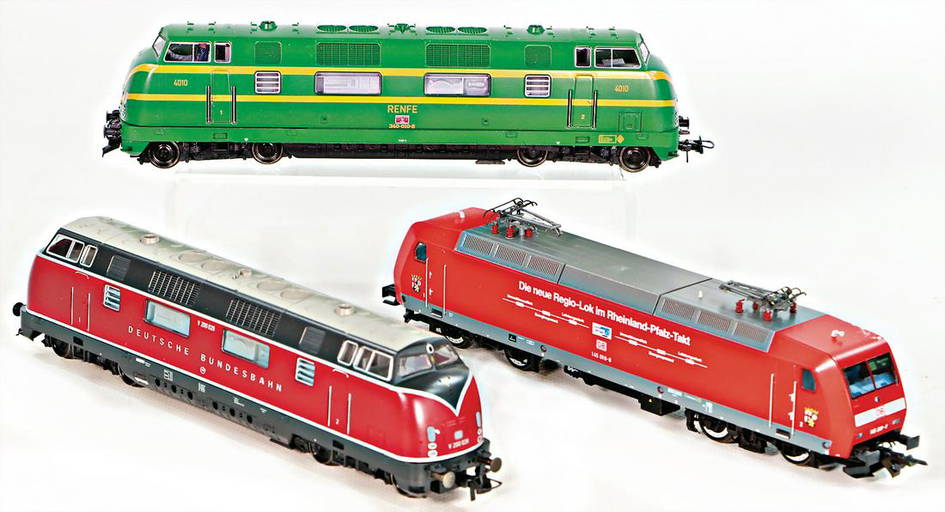 ROCO H0, 3 items, diesel-locomotive, item-No. 43583.2, 43522, 63561, in ...