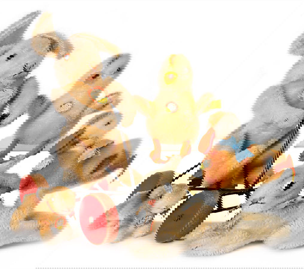 Steiff Mixed Lot Among It 1x Record-hare, With Breast Sign, On Wooden ...