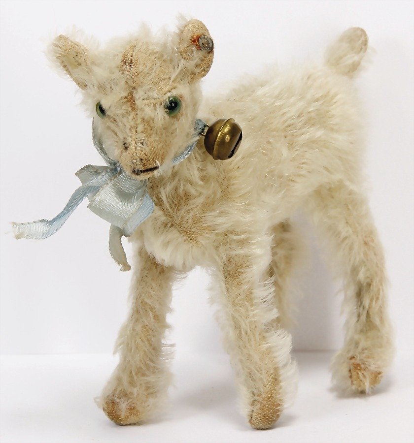 STEIFF lamb, 16 cm, pre-war era, with button, rests of