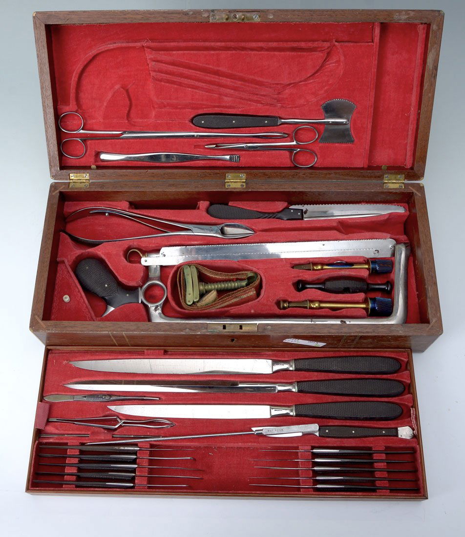 A. KUHLMAN & CO FIELD SURGICAL KIT