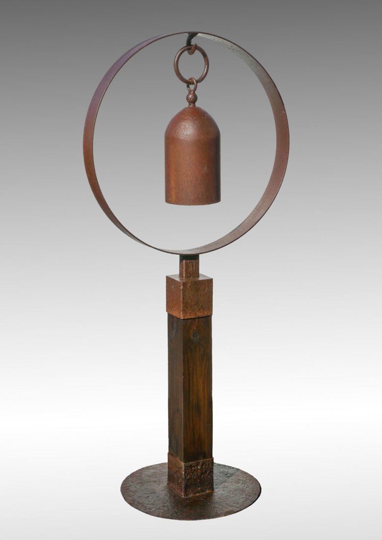 TOM TORRENS METAL GARDEN BELL SCULPTURE - Jan 27, 2019 | Burchard ...