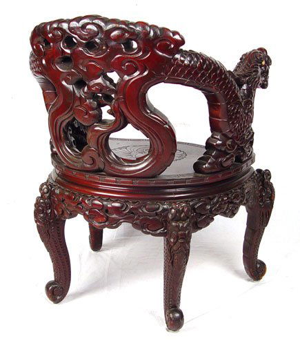 18: 19TH C CHINESE CARVED DRAGON CHAIR : Lot 18