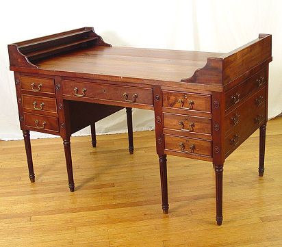 1014: MAHOGANY GEORGE WASHINGTON PARTNER'S DESK