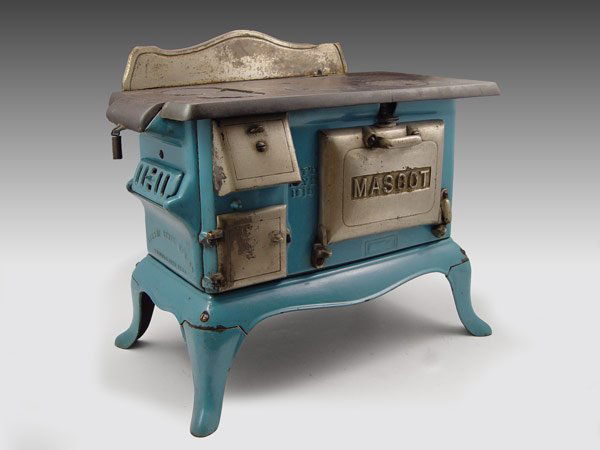 Cast Iron Mascot Salesman Sample Stove