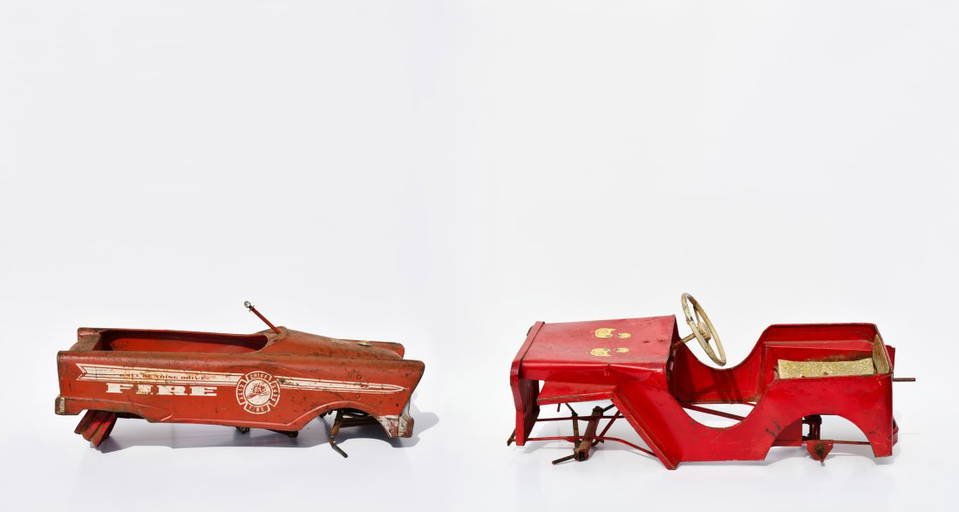 2 PEDAL CAR BODIES (#1561) on Apr 23, 2022 | Burchard Galleries Inc in FL