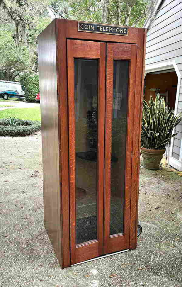 WESTERN ELECTRIC BELL SYSTEM TELEPHONE BOOTH - Dec 10, 2022 | Burchard ...