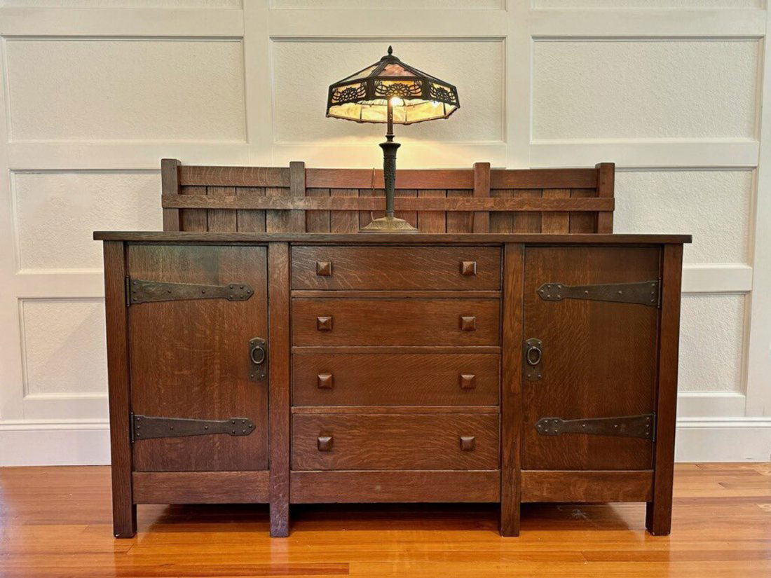 GUSTAVE STICKLEY 8 LEG OAK SIDEBOARD - Mar 19, 2023 | Burchard ...