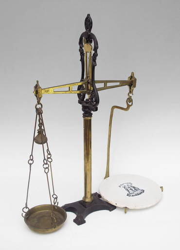 Anderson Brothers Brass Balance Scale