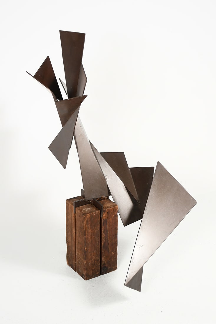 Robert Roesch Welded Metal Abstract Sculpture Auction