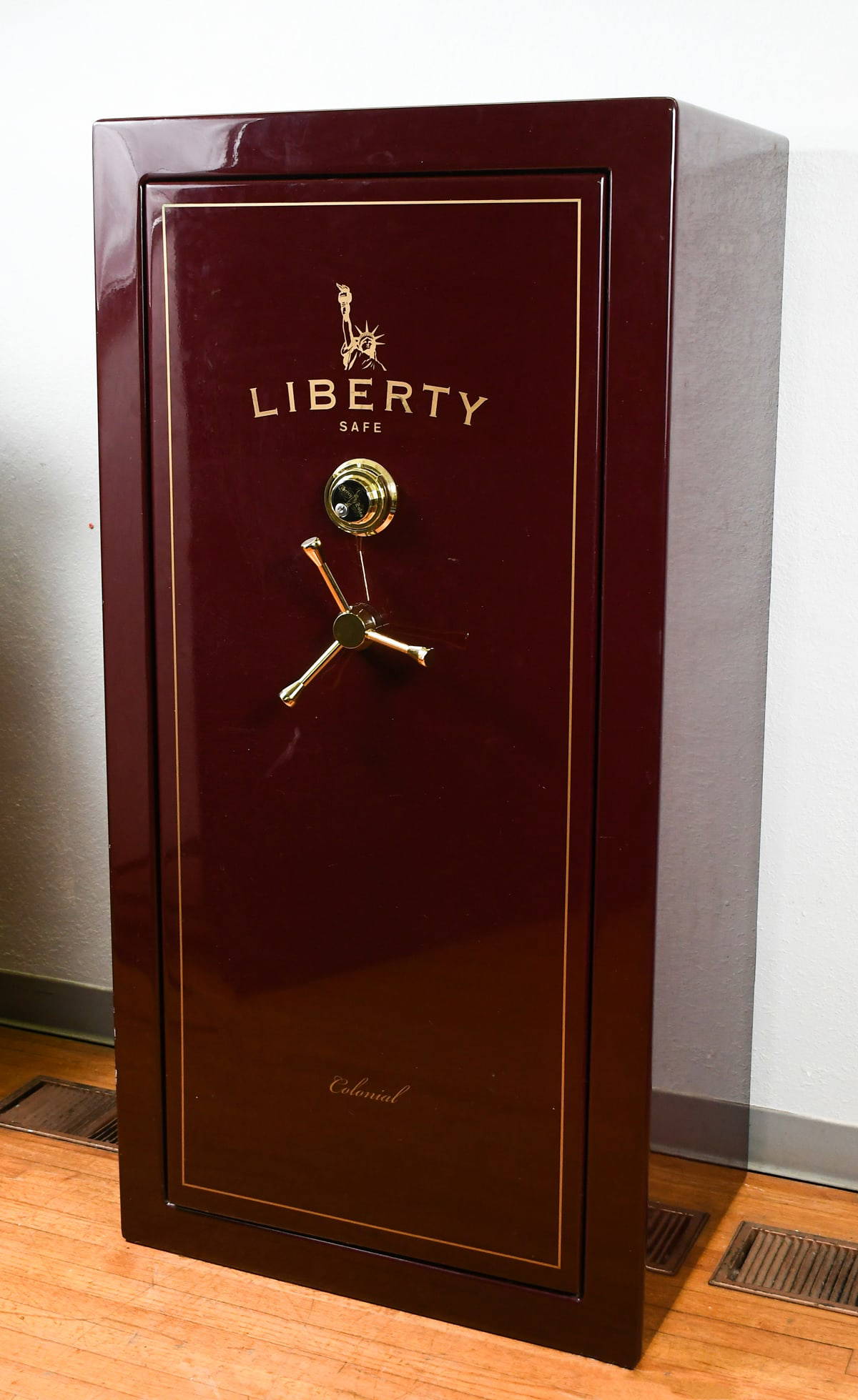 Liberty Safe Colonial Series Level 4 Security Safe - Jul 20, 2025 ...