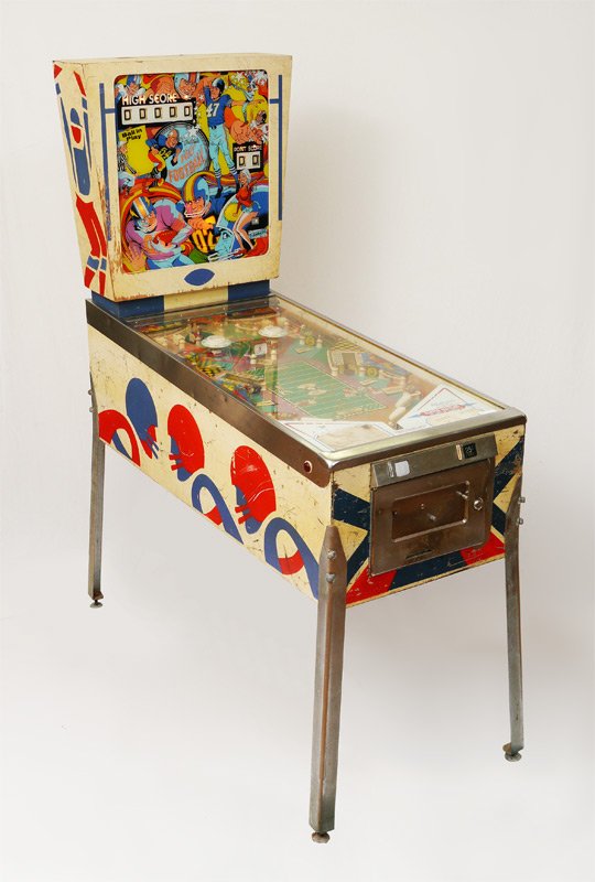 GOTTLIEB PRO FOOTBALL PINBALL MACHINE