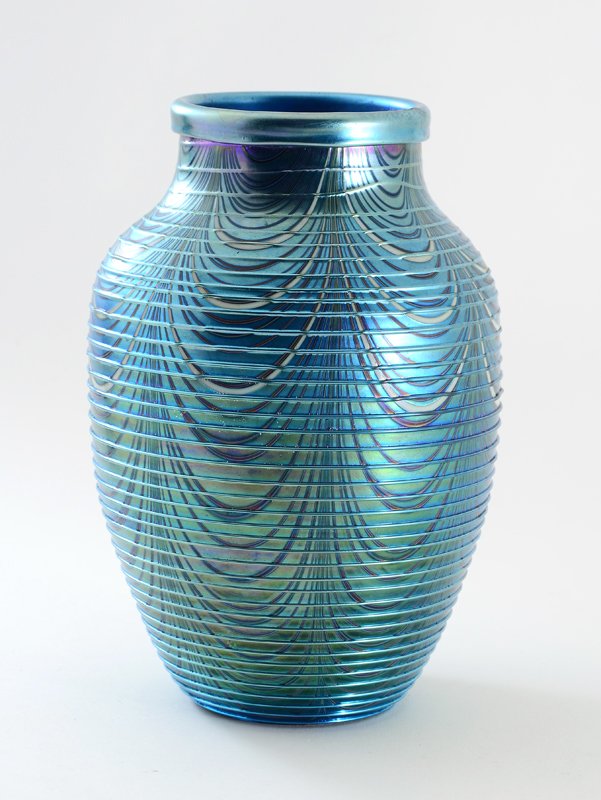 IRIDESCENT ART GLASS VASE
