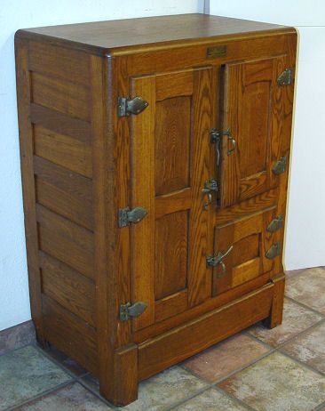 Ranney Golden Oak Ice Box