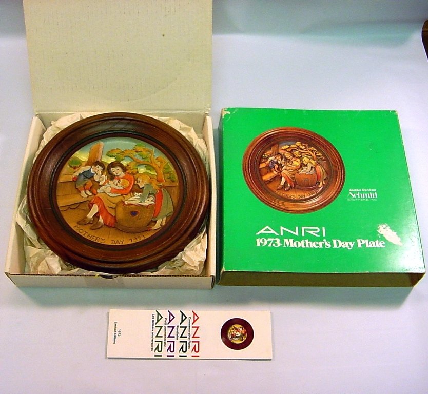 1973 Mother's Day ANRI Ferrandiz Plate #2180