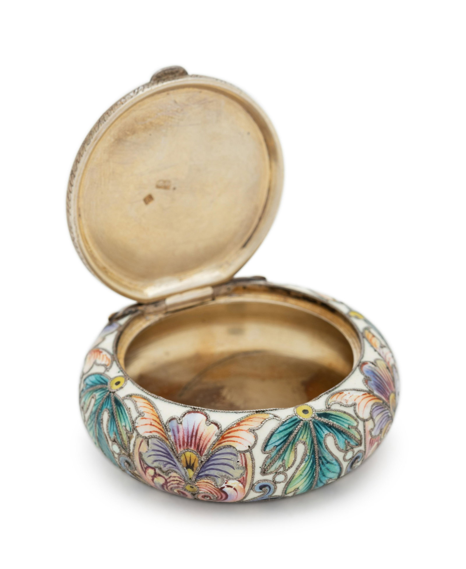 A Russian Silver and Shaded Enamel Snuff Box - Apr 29, 2020 | Hindman in IL