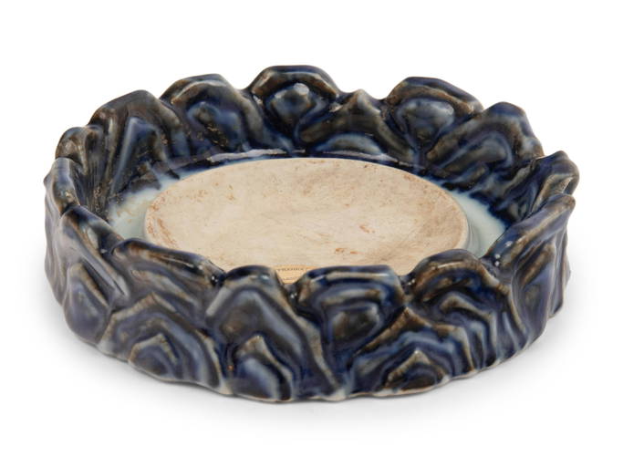 A Underglaze Red and Blue Porcelain 'Wave'-Form Inkstone Diameter 5 in ...