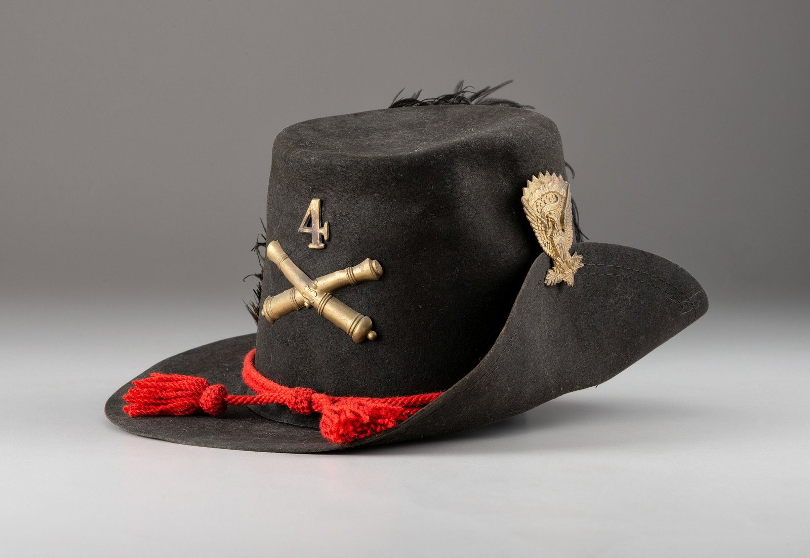 [civil War]. Model 1858 Union Artillery Hardee Hat With Added Insignia.