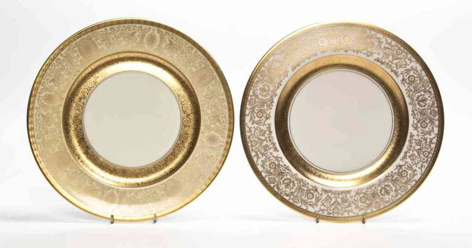 A Set Of Twelve Pickard Dinner Plates, Diameter 1