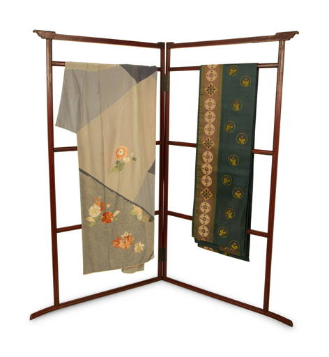 A Japanese Folding Clothing Rack (#0315) on Jan 18, 2023 | Hindman in IL